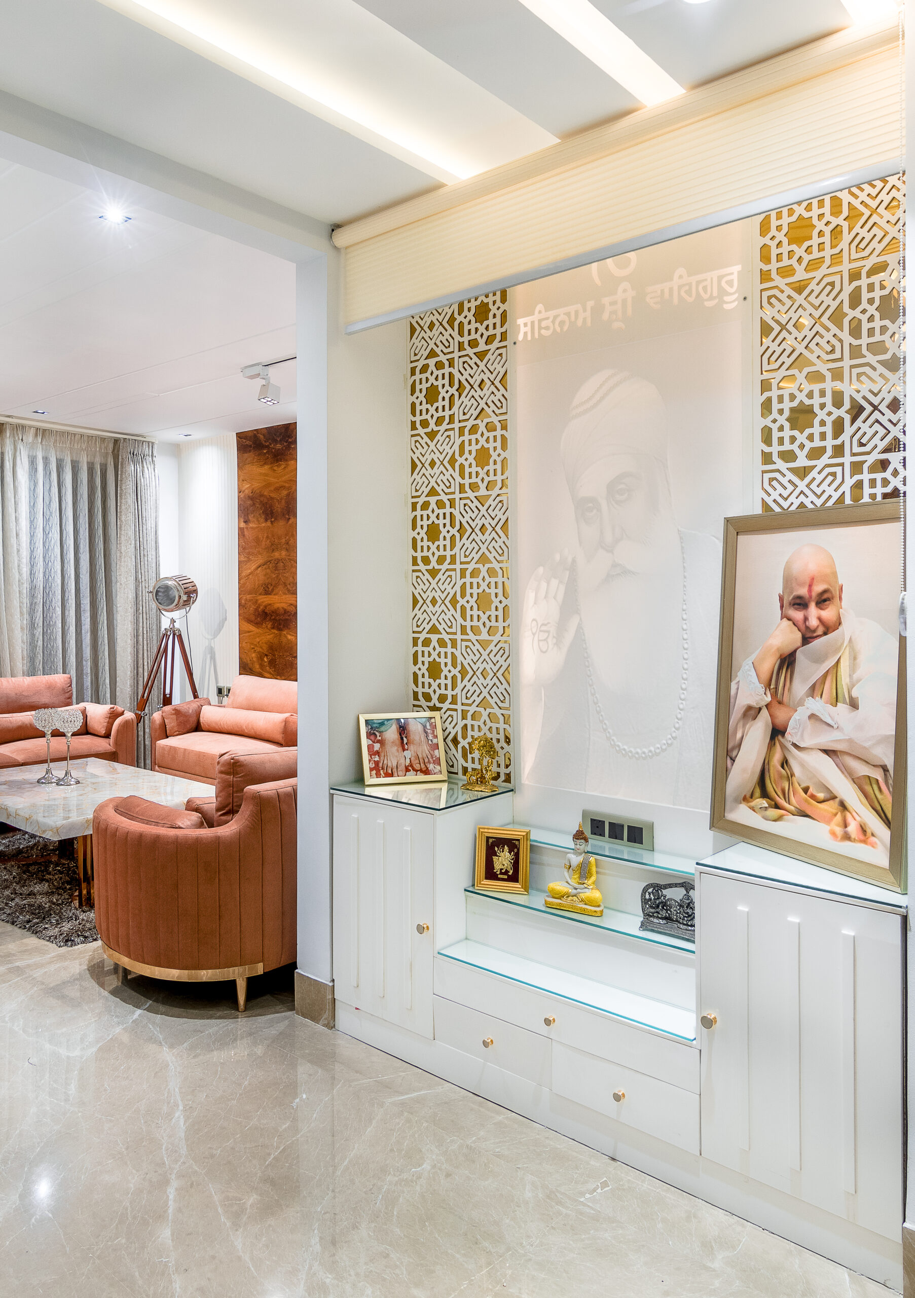 A Play on Warm and Cold Tones, as Well as The Use of Natural and Man ...