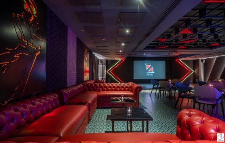 Theme of Monotone for this Bar and Lounge in Kompally, Hyderabad : ZULA ...
