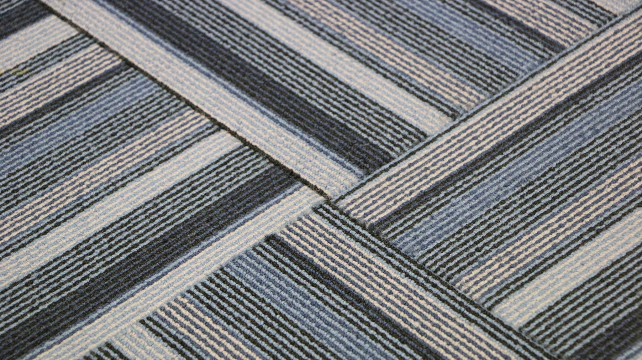 5 Reasons To Buy Carpet Tiles Over Rolls - The Architects Diary