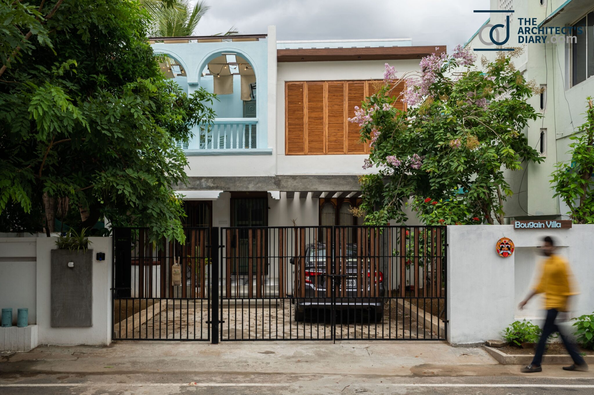 Residence Design Giving Vibe of Tropical Modernism Inspired by Geoffrey ...