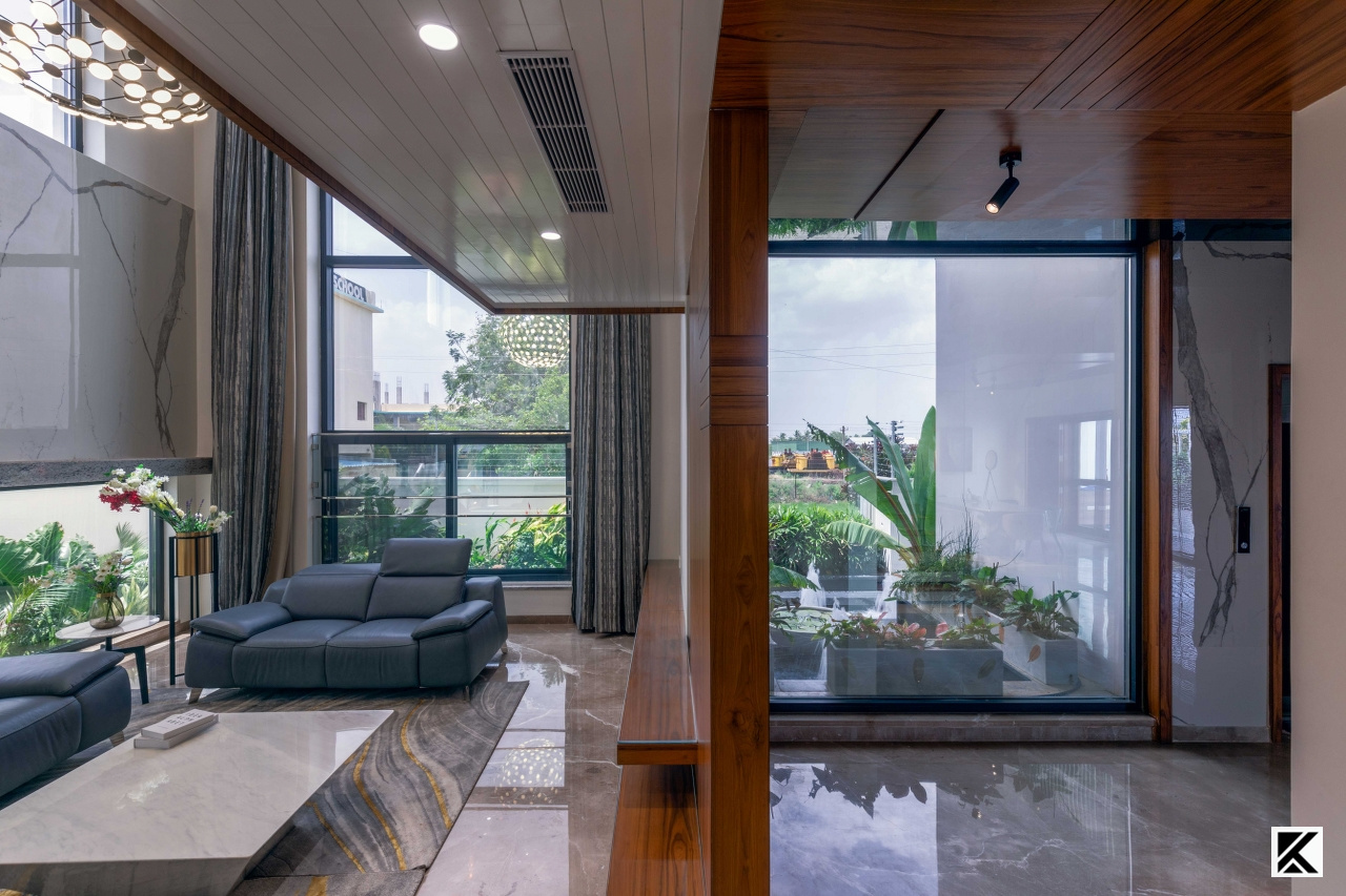 Play Of Volumes Creates A Balanced Facade In This Contemporary Bungalow ...