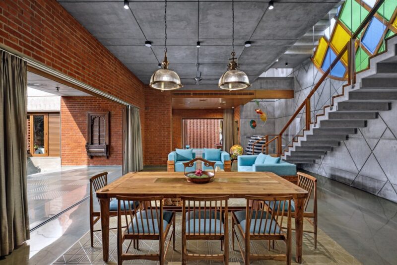 The Unconventional Finesse of Brick-and-Mortar In this Expansively ...