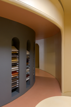 Blend of Bold And Subdued, this Experience Center is Unconventionally ...