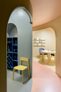 Blend of Bold And Subdued, this Experience Center is Unconventionally ...