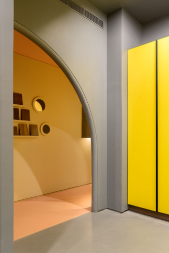 Blend of Bold And Subdued, this Experience Center is Unconventionally ...