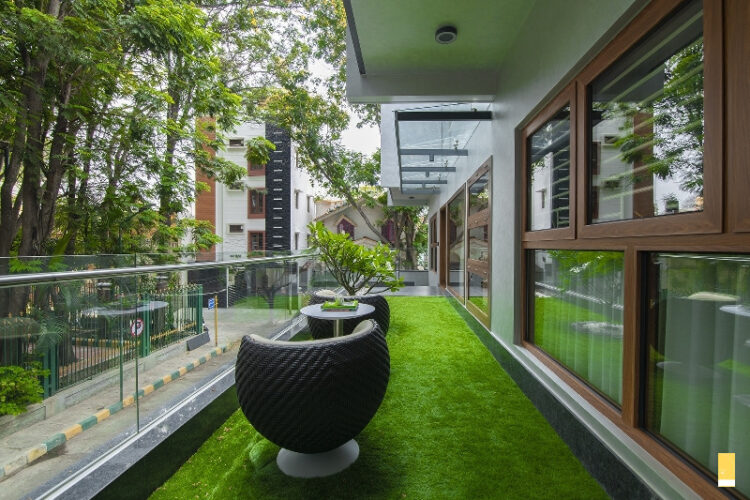 Harmonic Set of Volumes Intertwined with Each Other - The Park House ...