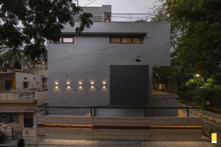 Harmonic Set of Volumes Intertwined with Each Other - The Park House ...