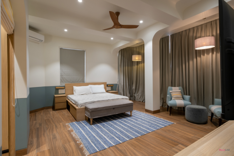 Scandinavian Pod with White Walls, Wooden Tiles, and Neat Design | Muse ...