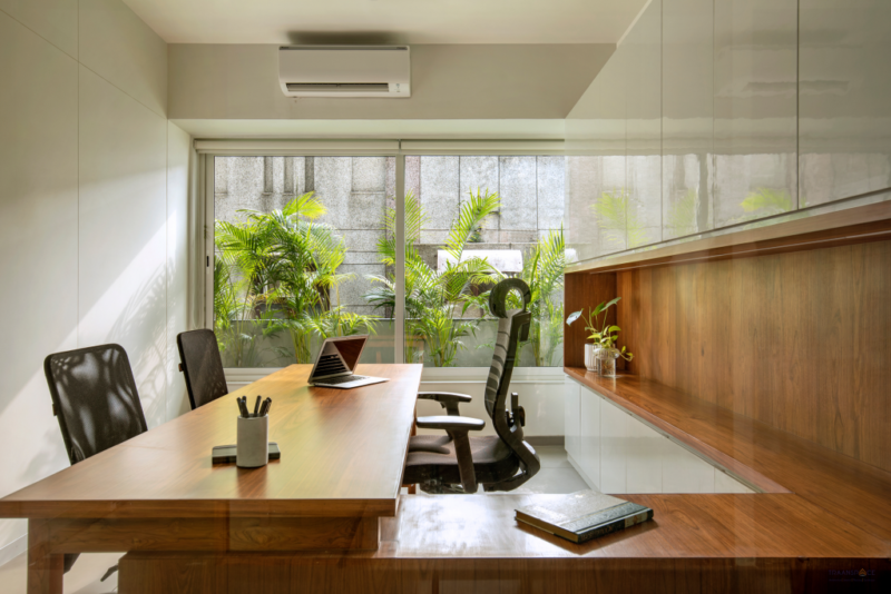 The Grey Box : Architecture Design with Cityscape and Elements of ...