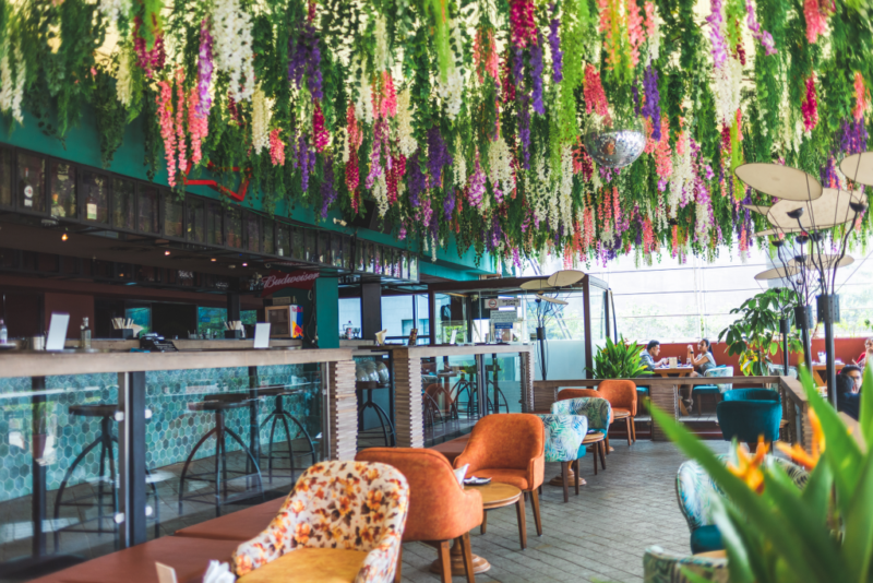 Farzi Café : Classy Chic Café Design | Studio Skapa Architects - The ...