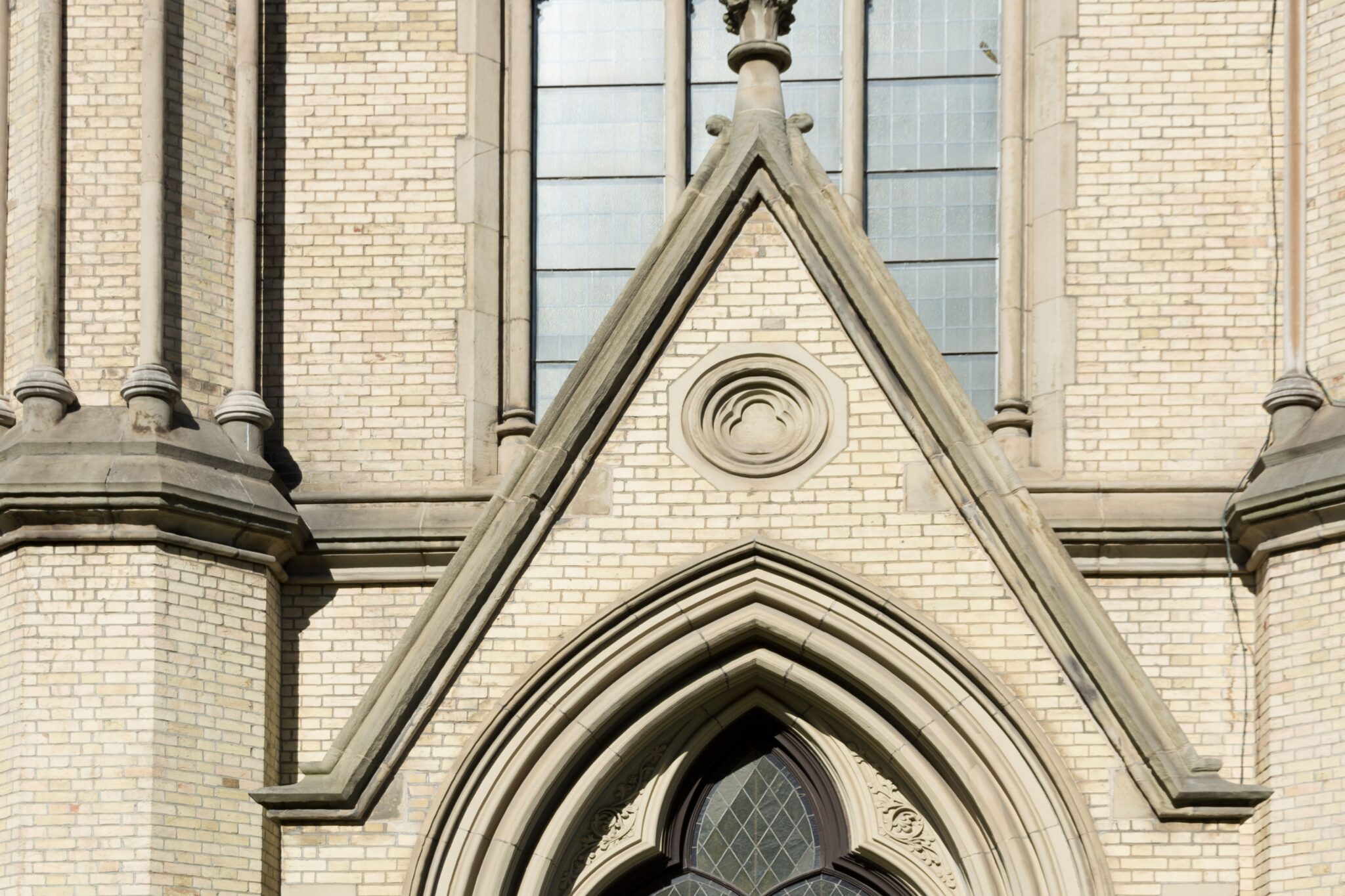 Defining Features of Gothic Revival Architecture for Homes - The ...