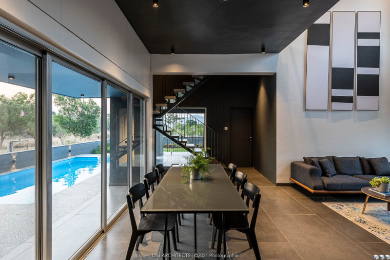 Minimalist Home with Graphically Sound Aesthetics | DIG Architects ...