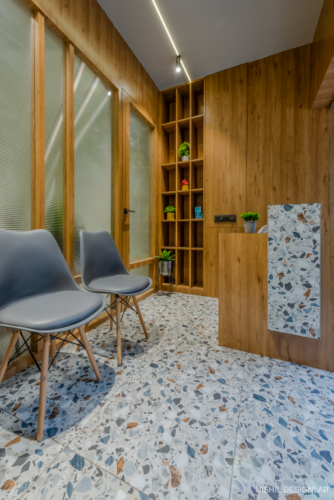 Minimalist Interior Design of this Dental Clinic | Nishil Designlab ...