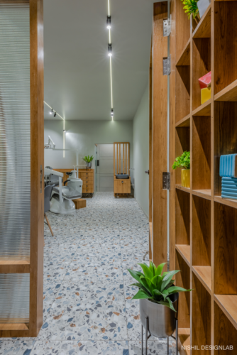 Minimalist Interior Design of this Dental Clinic | Nishil Designlab ...