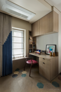 Minimalist Modern House of Subtle Palette and Crafted Furnishings ...