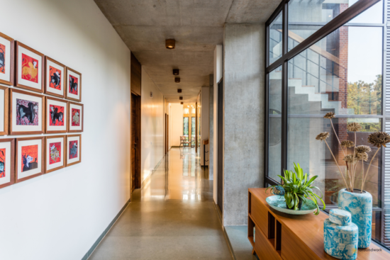 Dalal House: Piece of Modern Architecture Layered with De Stijl ...