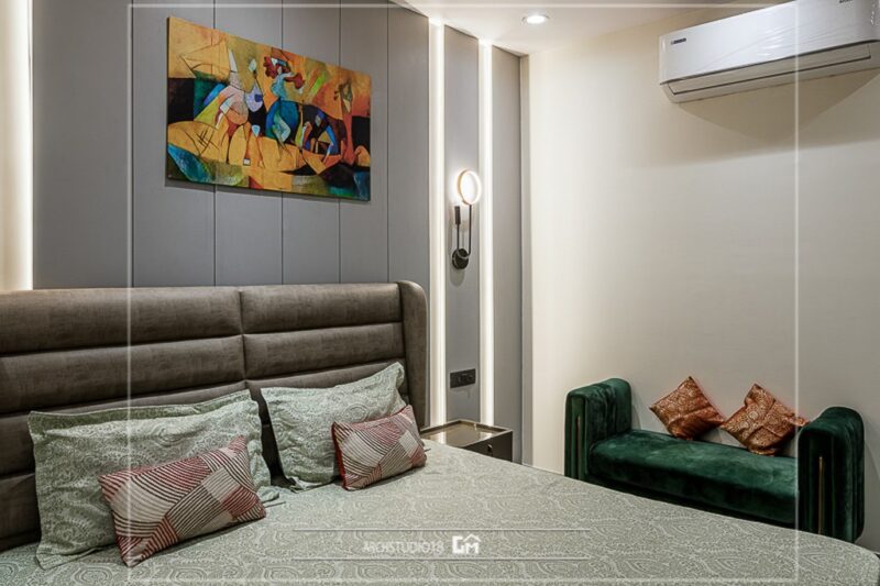 Classic Elements coming together in this Modern Design House ...