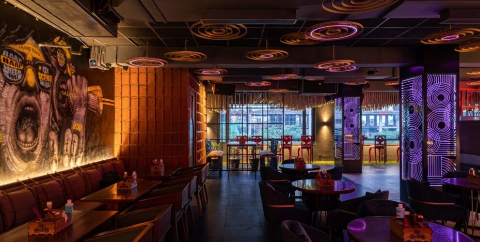 Café Design that Uses Contemporary Mediterranean Ambience and ...