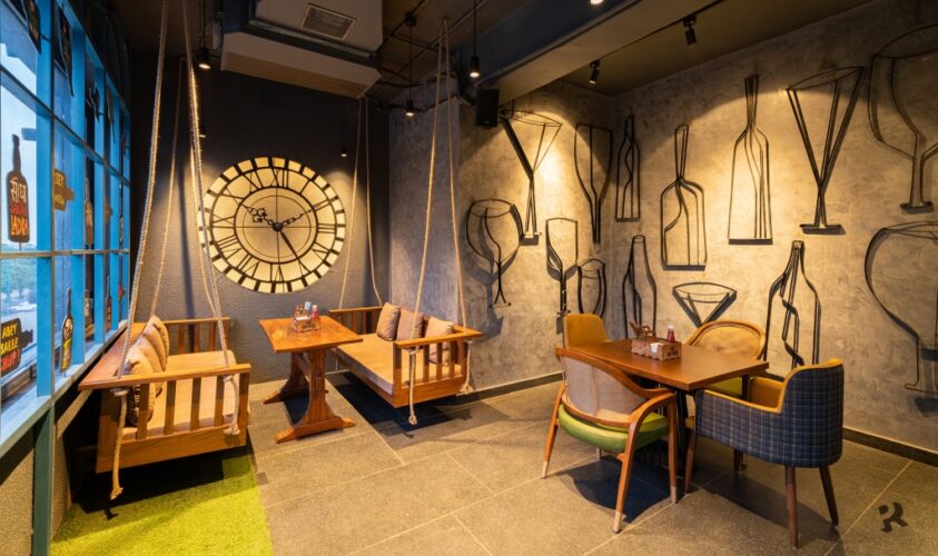 Café Design that Uses Contemporary Mediterranean Ambience and ...