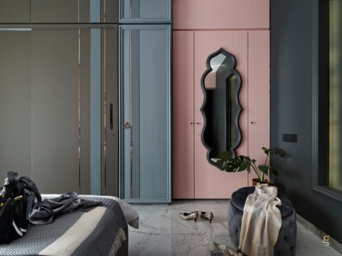 Dominance of Ordered Chaos with Recurrent Patterns & Statement Décor in ...