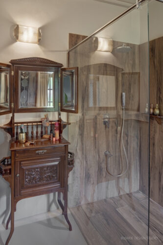 Celebrating Tropical Architecture and Traditional Goan Spatial Luxury ...