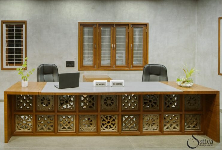 Palette of Minimalism and Simplicity Adorns this Office Design | Sattva ...