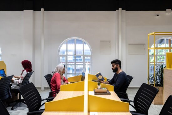 Inspiring Creativity and Collaboration with this Office Design in ...