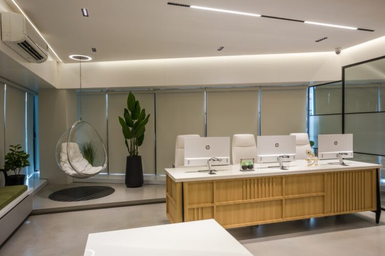 Fluid and Functional Office Design that Fosters Creativity and ...