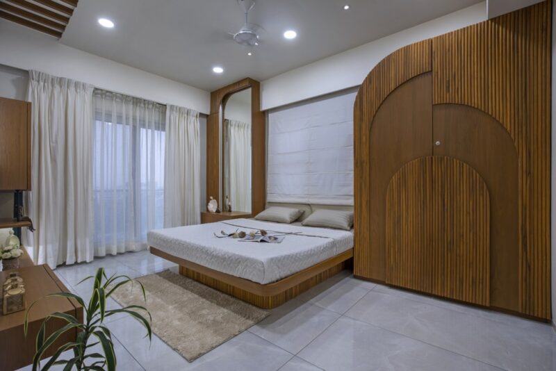 Bold Patterns, Whites and Greys adorn this Modern Design Abode | Robust ...