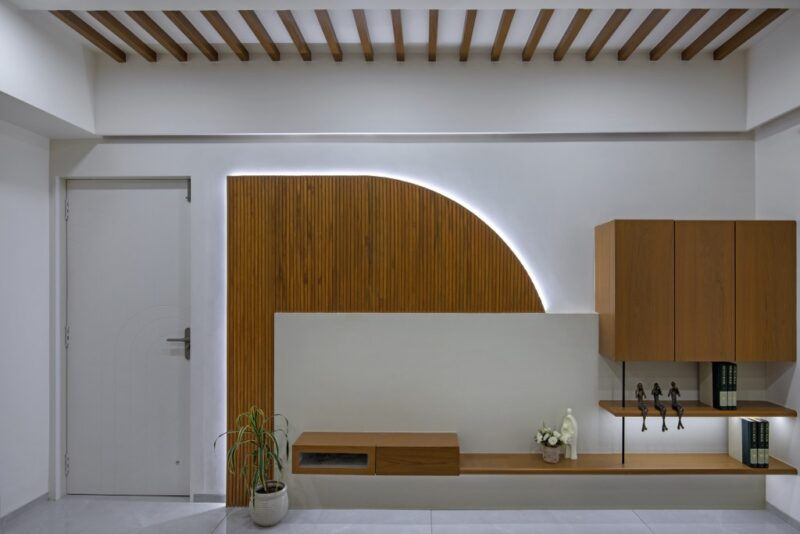 Bold Patterns, Whites and Greys adorn this Modern Design Abode | Robust ...