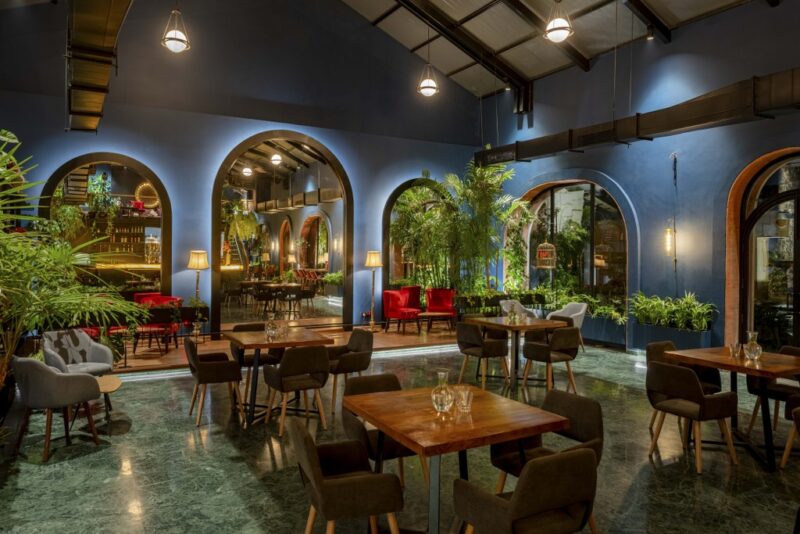 Echoes of Vivid Palette and Arched Openings give way to this Modernist ...