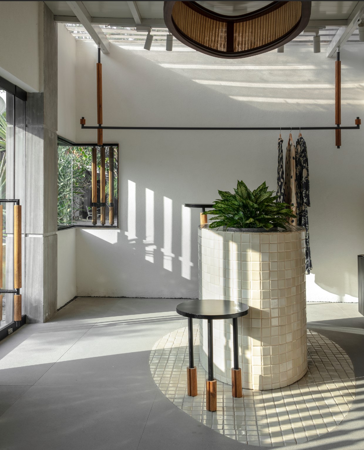 Experiential Retail Design Embellished with Simplicity | Portal 92 ...