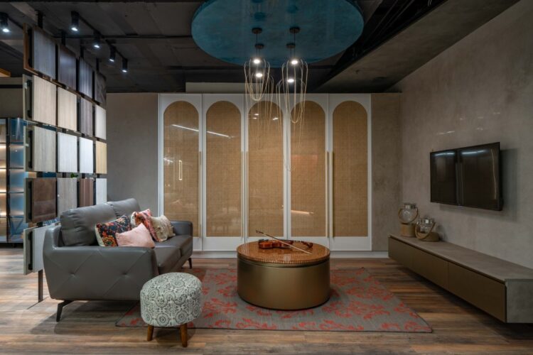 Immersive Experience Center with Dynamic Design Language and Evolving ...