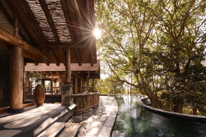 Longing for the Raw Luxury and Sensorial Harmony with this Contemporary Rustic Design ...