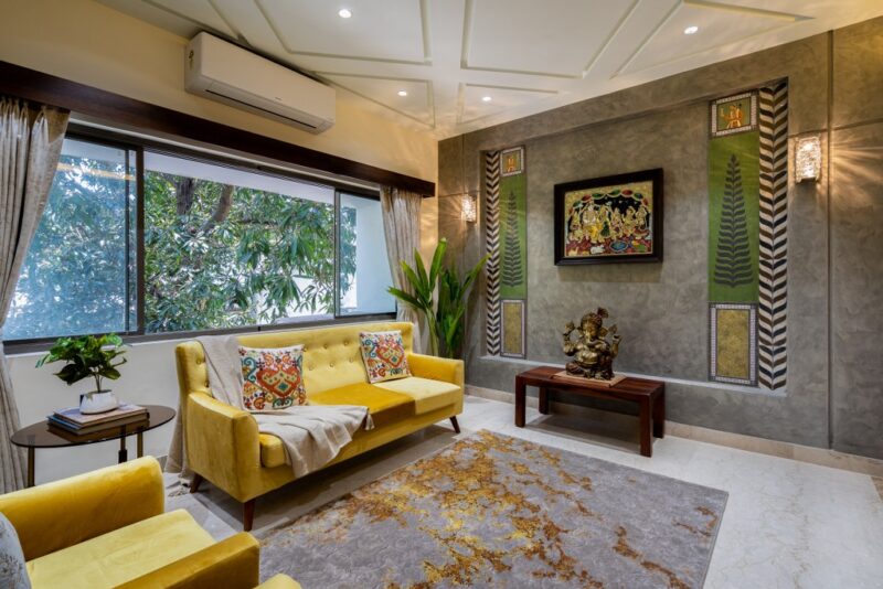 Residence that Exhibits Traditional Motifs and With Contemporary Design ...
