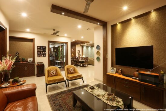 Embracing Modern Architecture with Selectively Classic Design Elements ...