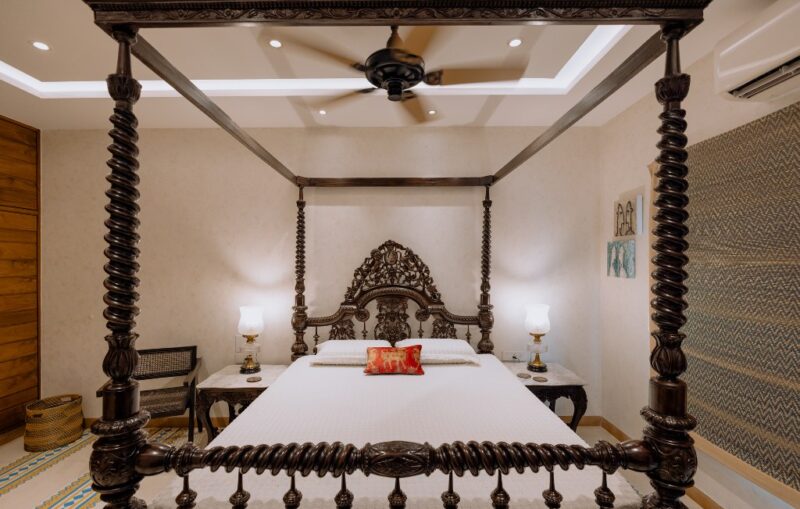 Seamless Blend of Traditional Indian Crafts for this Residence in ...
