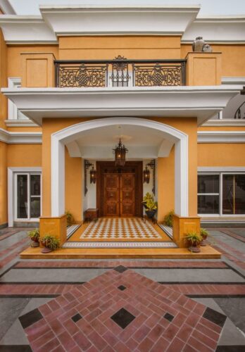 Seamless Blend of Traditional Indian Crafts for this Residence in ...