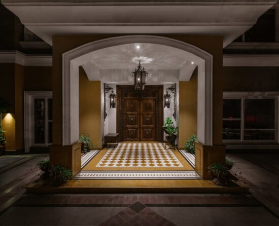 Seamless Blend of Traditional Indian Crafts for this Residence in ...