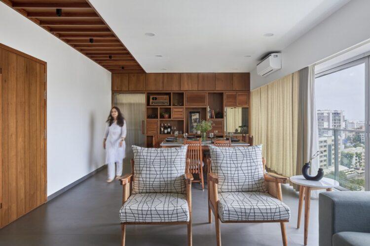 This Mumbai home has an Earthy palette bathed in Hues of Natural Light ...