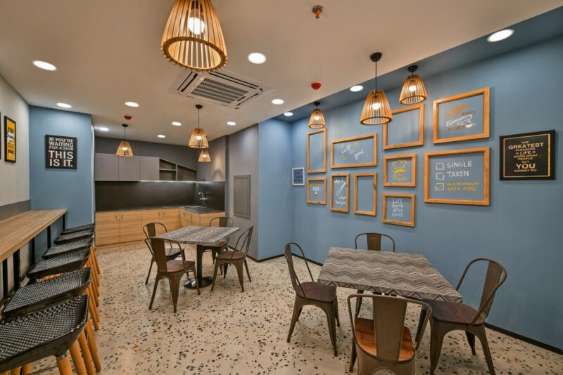 Office Design with Basic Geometric Shapes with the Hint of Popping ...