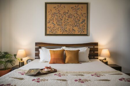 Modernist but Cosy Home retaining its Soothing Simplicity | Omega Arc ...