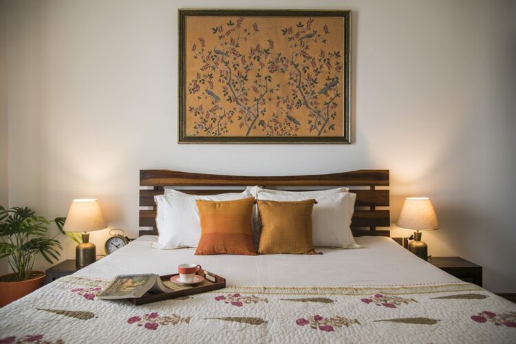 Modernist but Cosy Home retaining its Soothing Simplicity | Omega Arc ...