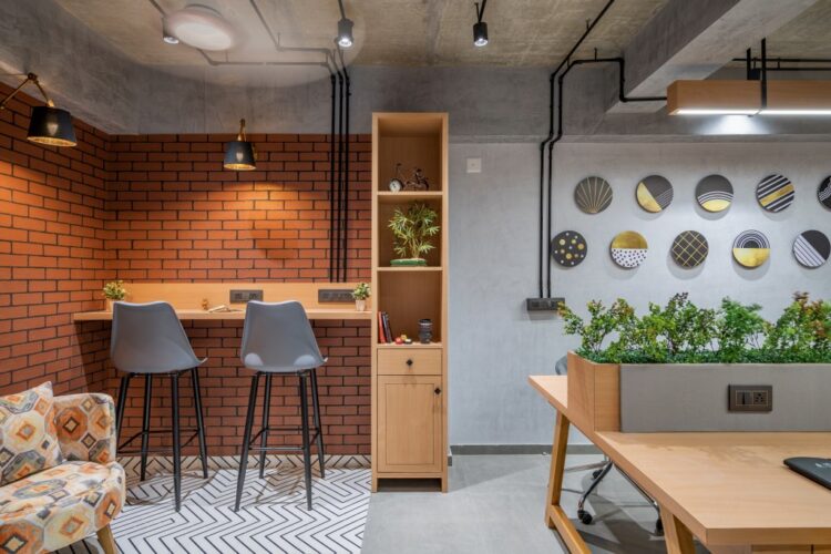 A workplace that reveals an Unconventional Finesse with Industrial ...