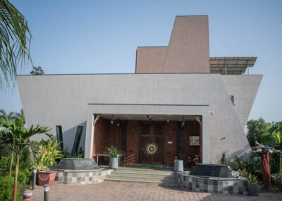 Contemporary Weekend Home with a hint of Ethnic Elements | R design ...