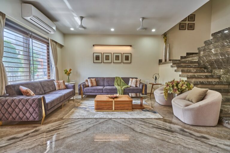 Contemporary Architecture with a hint of Luxury | Studio DSA / Dilip ...