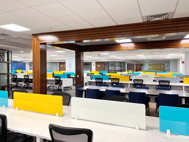 Modern Workspace Design with a Fine Balance of Creativity and Fun ...