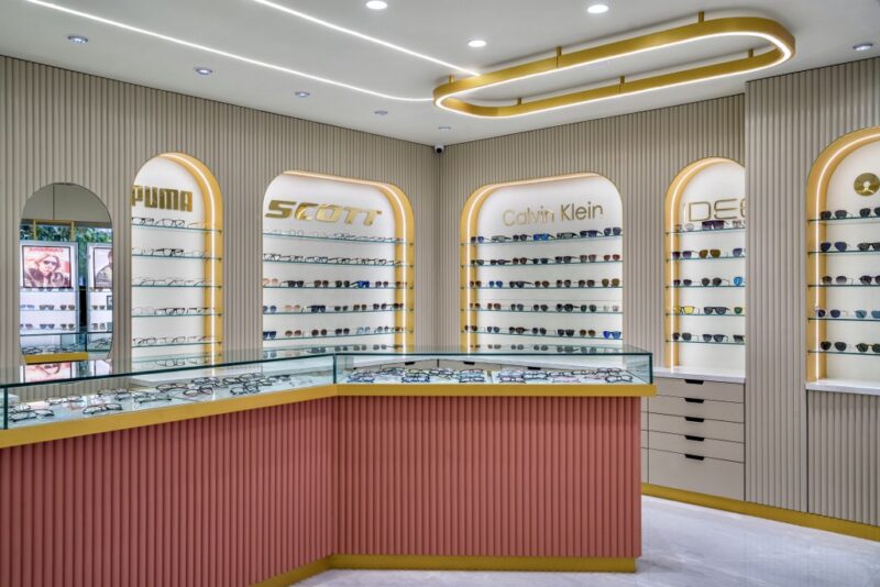 Eyewear Retail Design that Harmoniously Blends Modernity and Elegance ...
