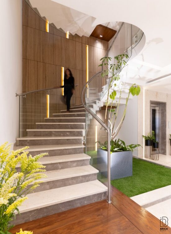 Contemporary Outlook Dictated by Elegance and Sophistication | Studio ...