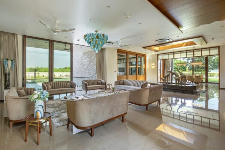 Contemporary Architecture with an Essence of Traditional Indian Design ...